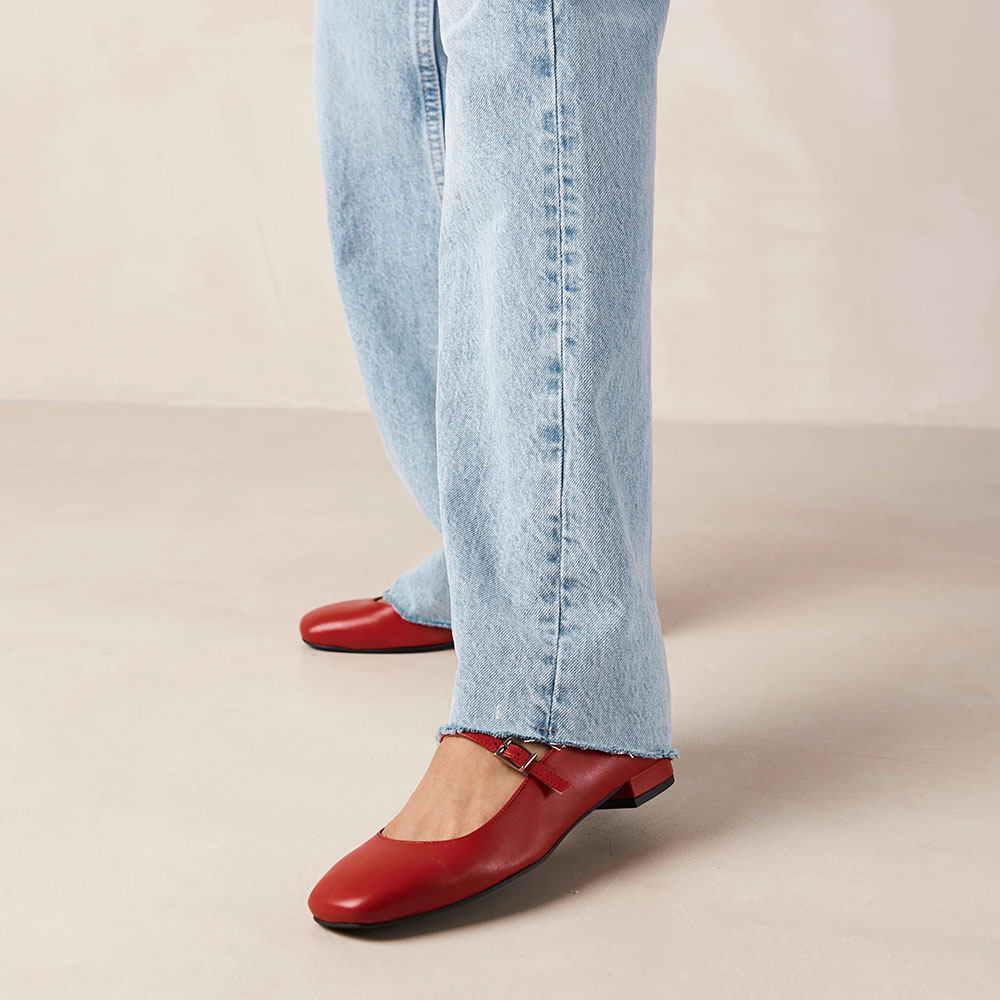 Red Square Toe Flat Buckled Strap Classic Casual Mary Jane Shoes