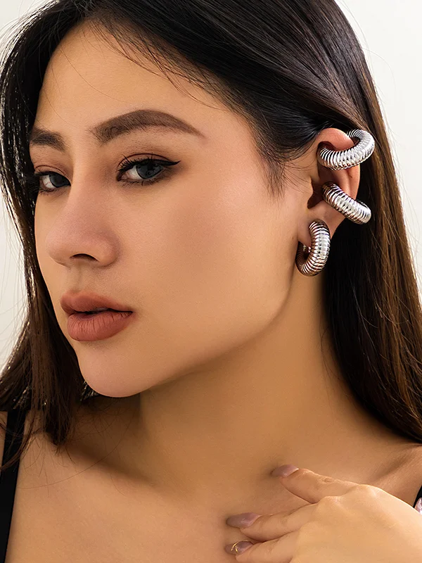 Symmetric Sophistication: Geometric Solid Color Ear Clips - Accessories