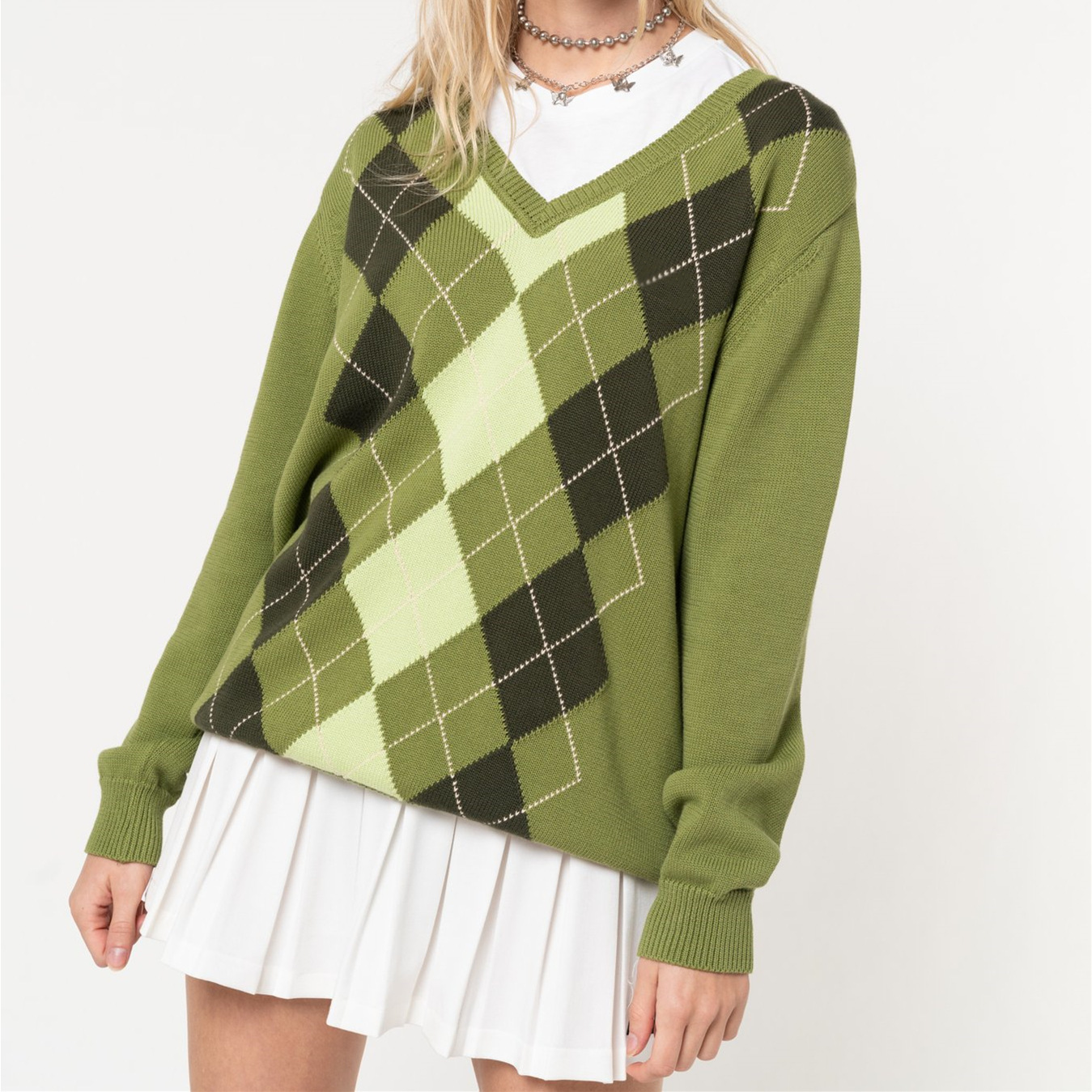 PREPPY DIAMOND V-NECK LOOSE SWEATER