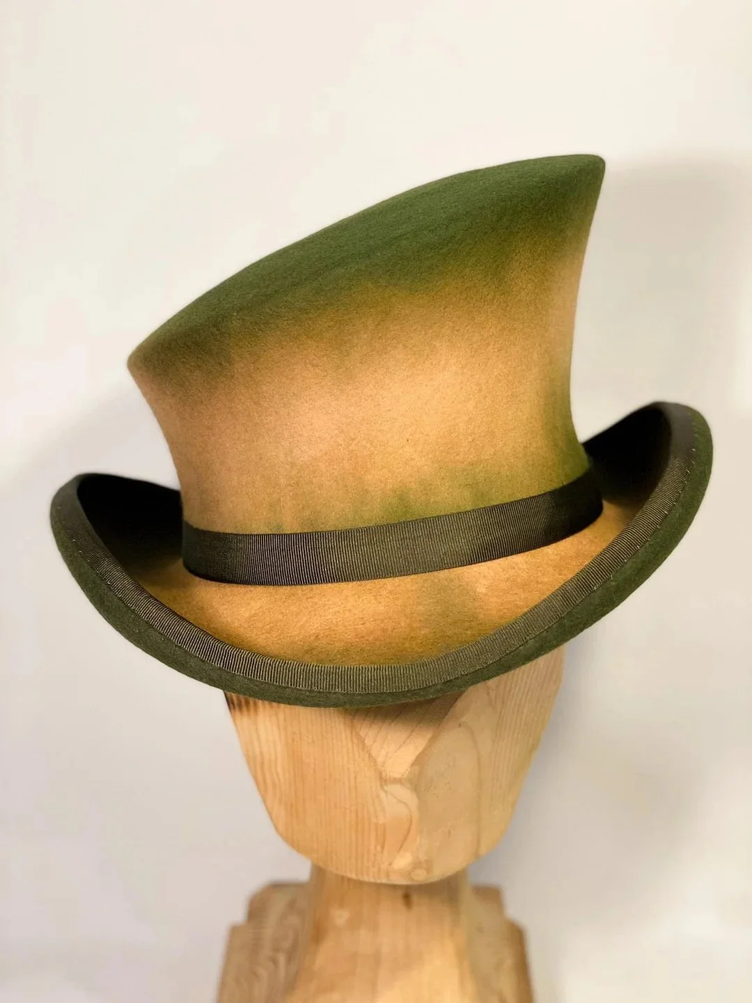 HatsFashion-Asymmetric top hat