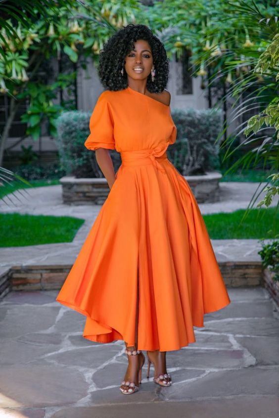 Sloping Shoulder Tie Waist Pleated Maxi Dresses