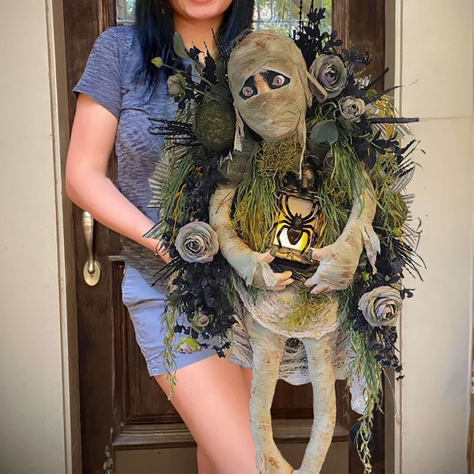 Spooky Mummy Halloween Wreath - Terrify Outdoor Wall Hanging Horror ...