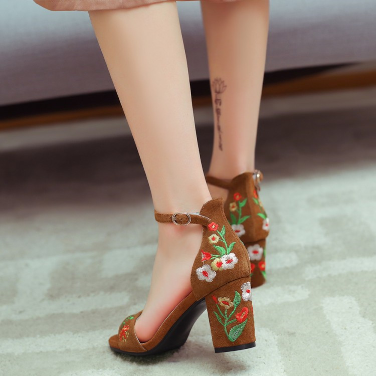 Brown Floral Block Heel Ankle Strap Sandals Vdcoo