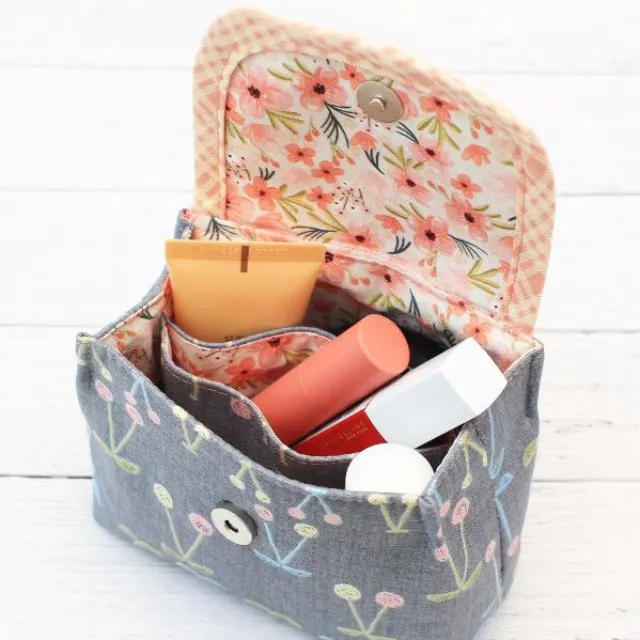 Cosmetic Bag Template – With Instructions