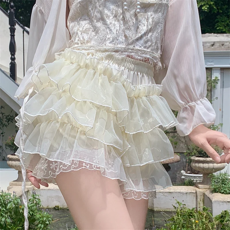 LOLITA JK TUTU CAKE SHORTS