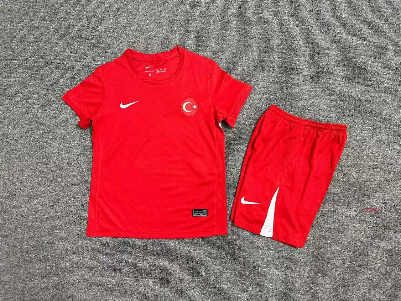 24-25 KIDS Turkey Away Football Jersey 1:1 Quality Thai Quality