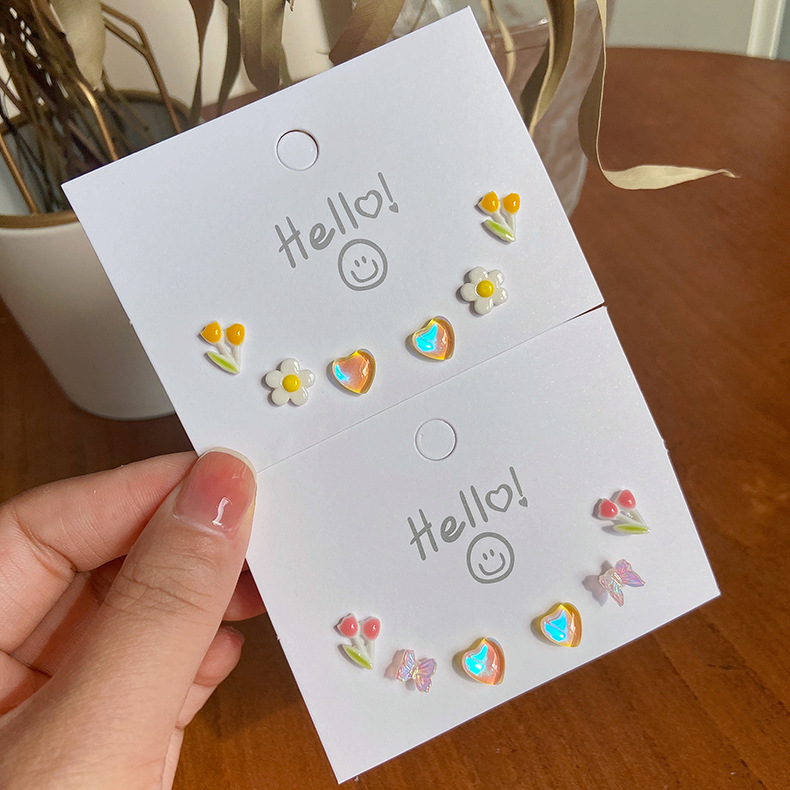 Tulip One Week Stud Earrings Set