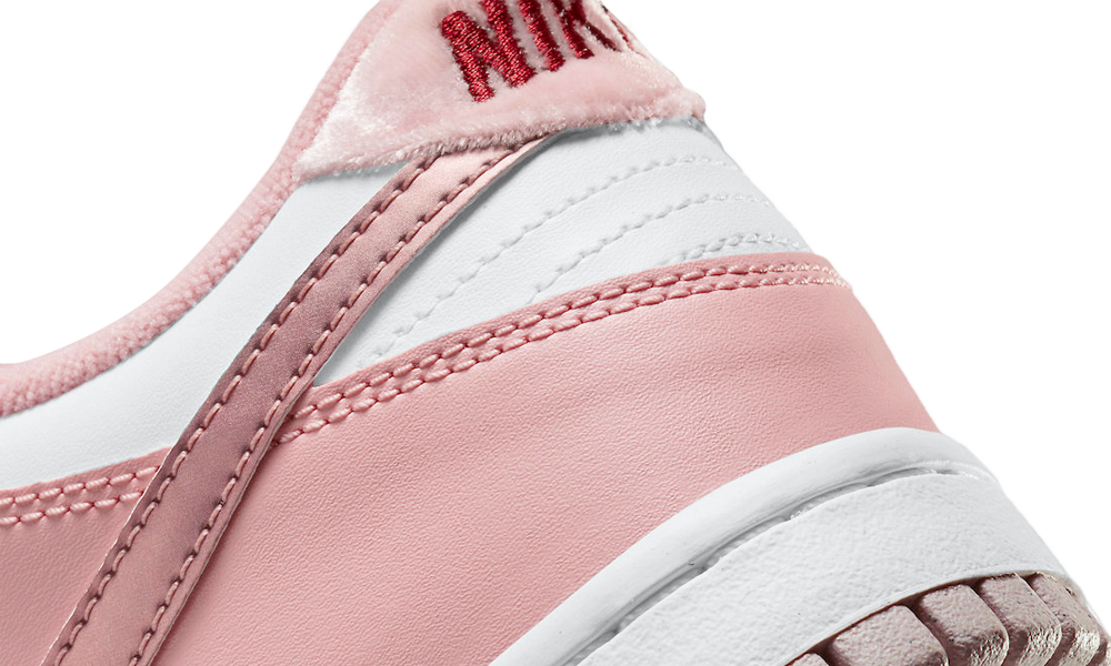 Dunk Low Pink Velvet