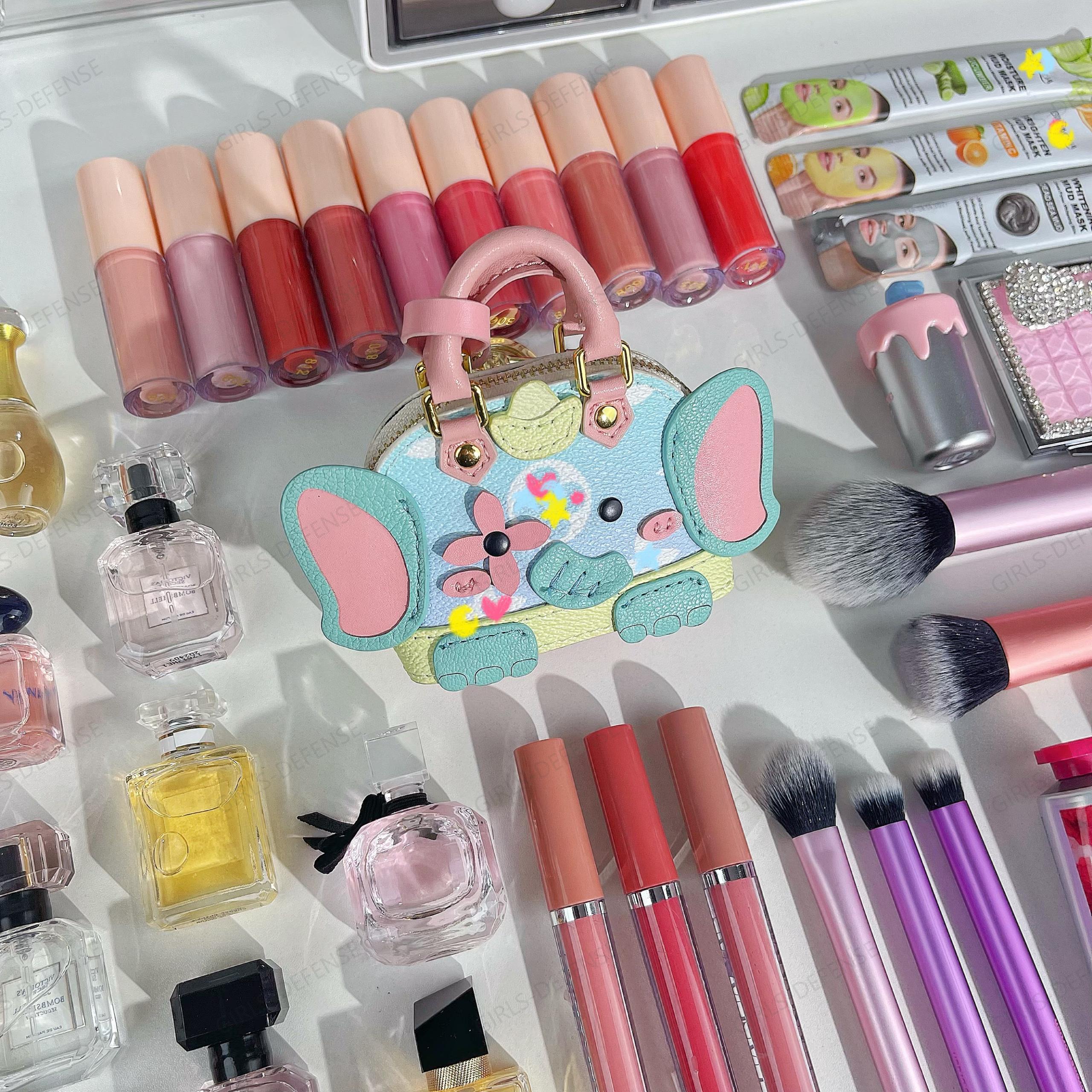 (ELEPHANT) Mini designer bag and Beauty 62-IN-1 Set