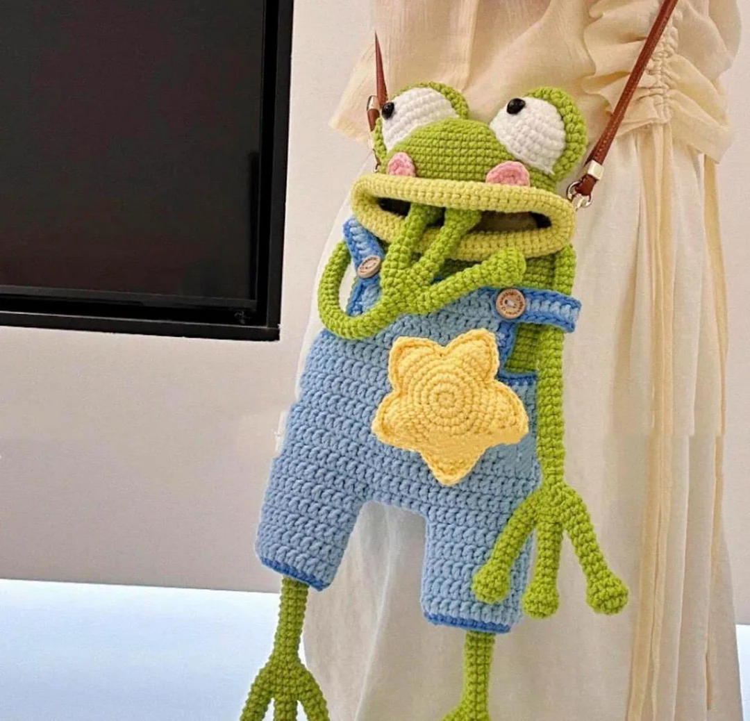 Hungry Frog Purse Crochet Pattern