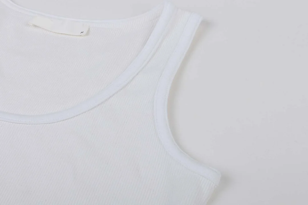 STAR EMBROIDERED TANK TOP