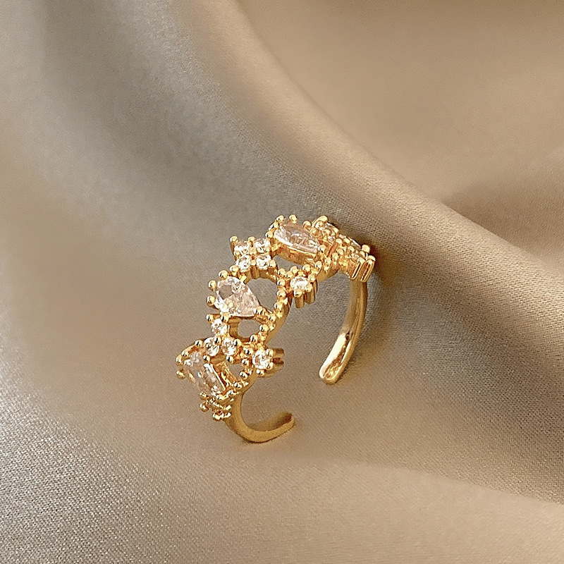 GOLD LACE OPEN RING