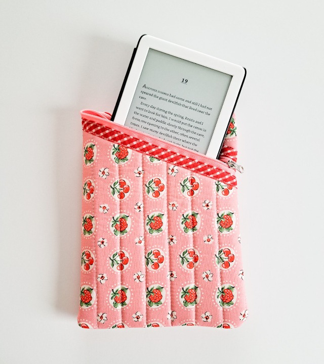 Unique Diagonal Zipper Pouch Pattern Template - Includes Tutorial