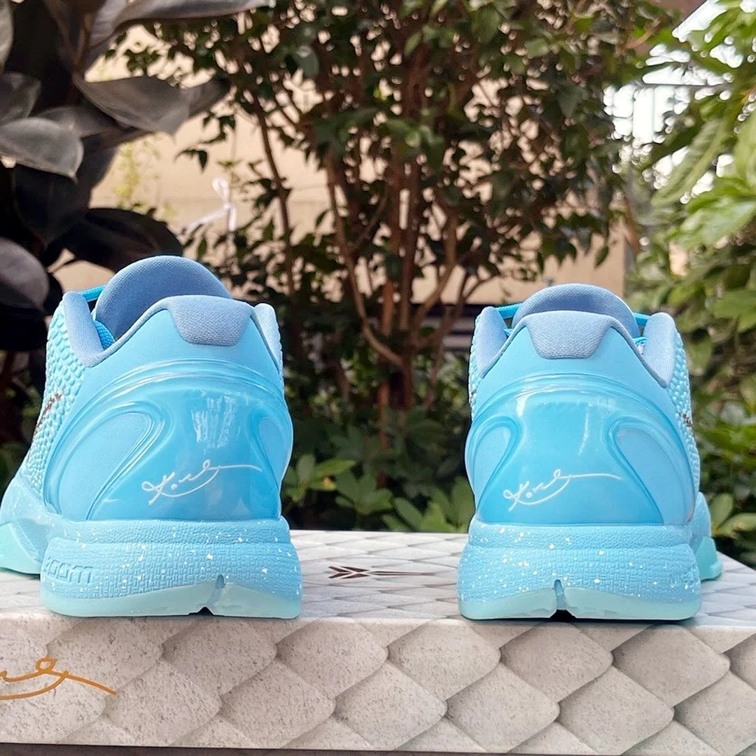 KOBE VI PROTRO ICE GRINCH