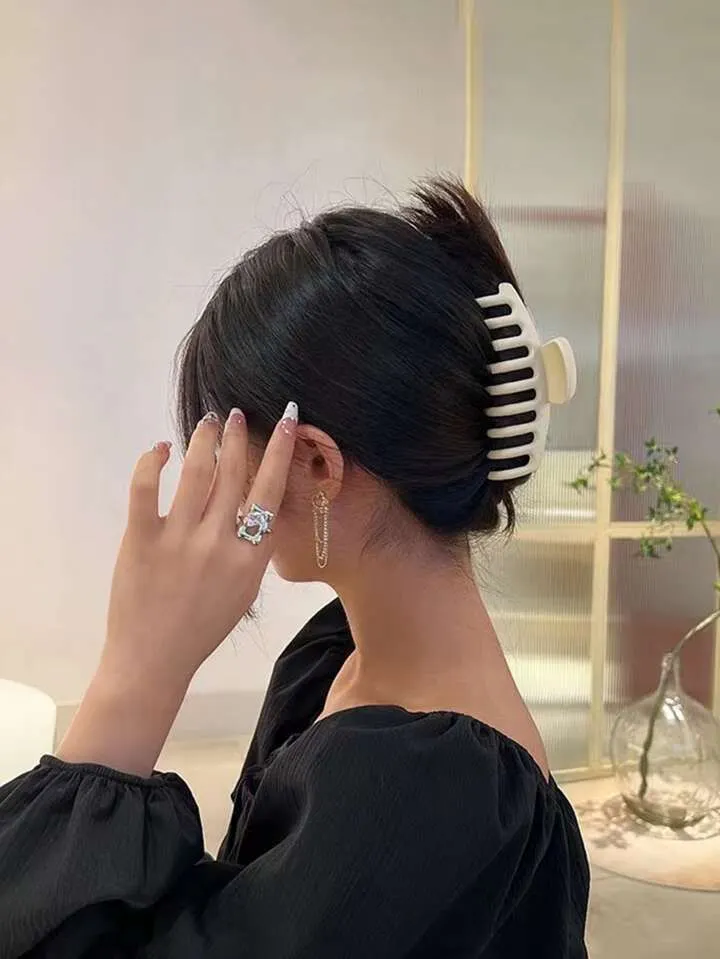 Elegant 4-color Claw clips