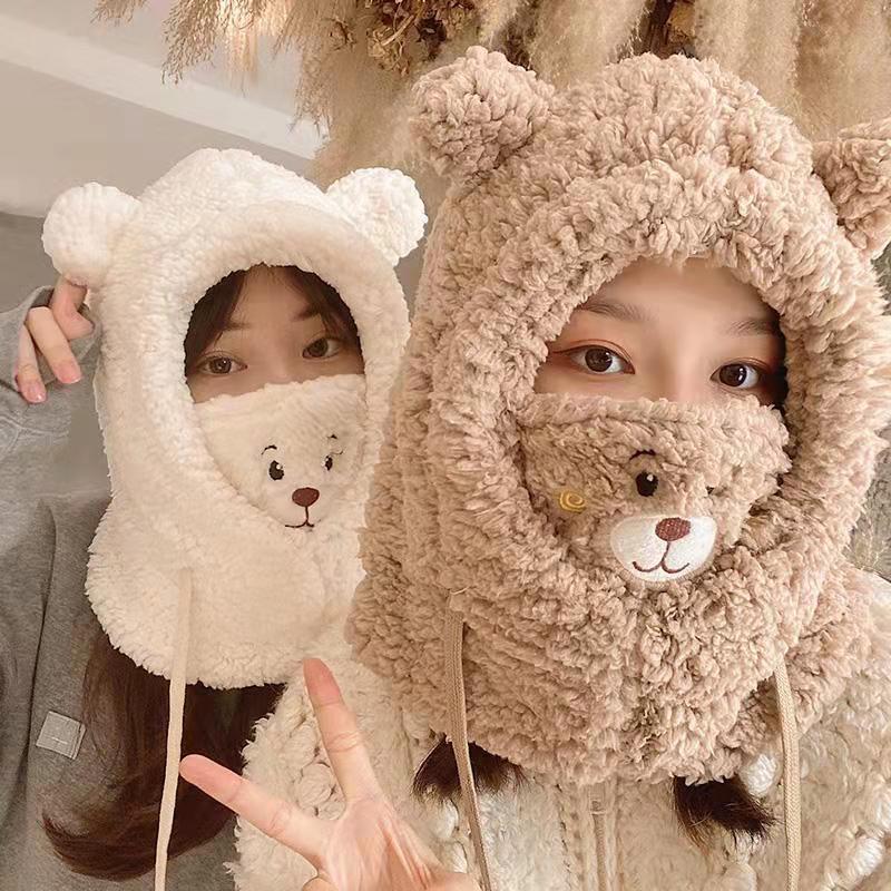 BEAR PLUSH HAT WITH BIB