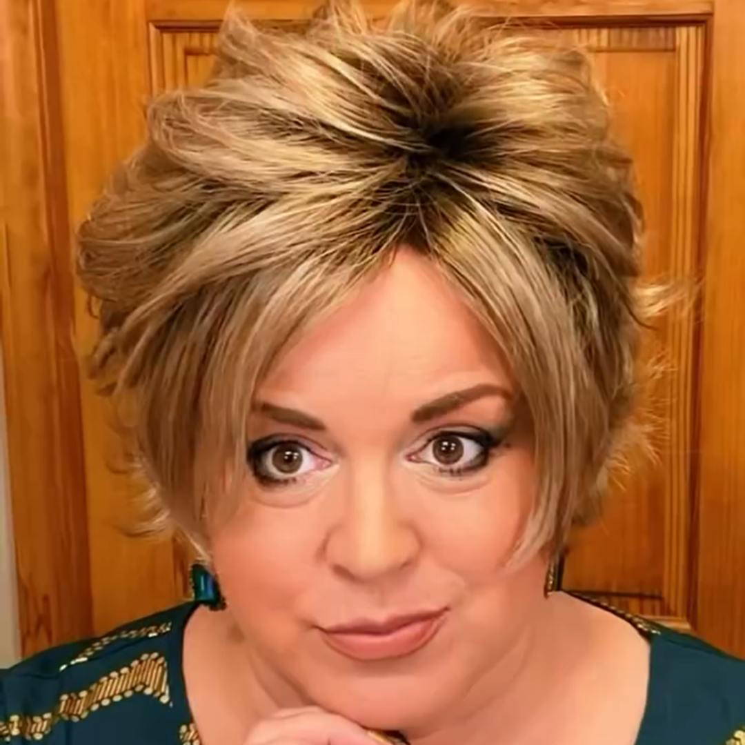 Blond Fluffy Straight Hair Oblique Bangs Short Hair