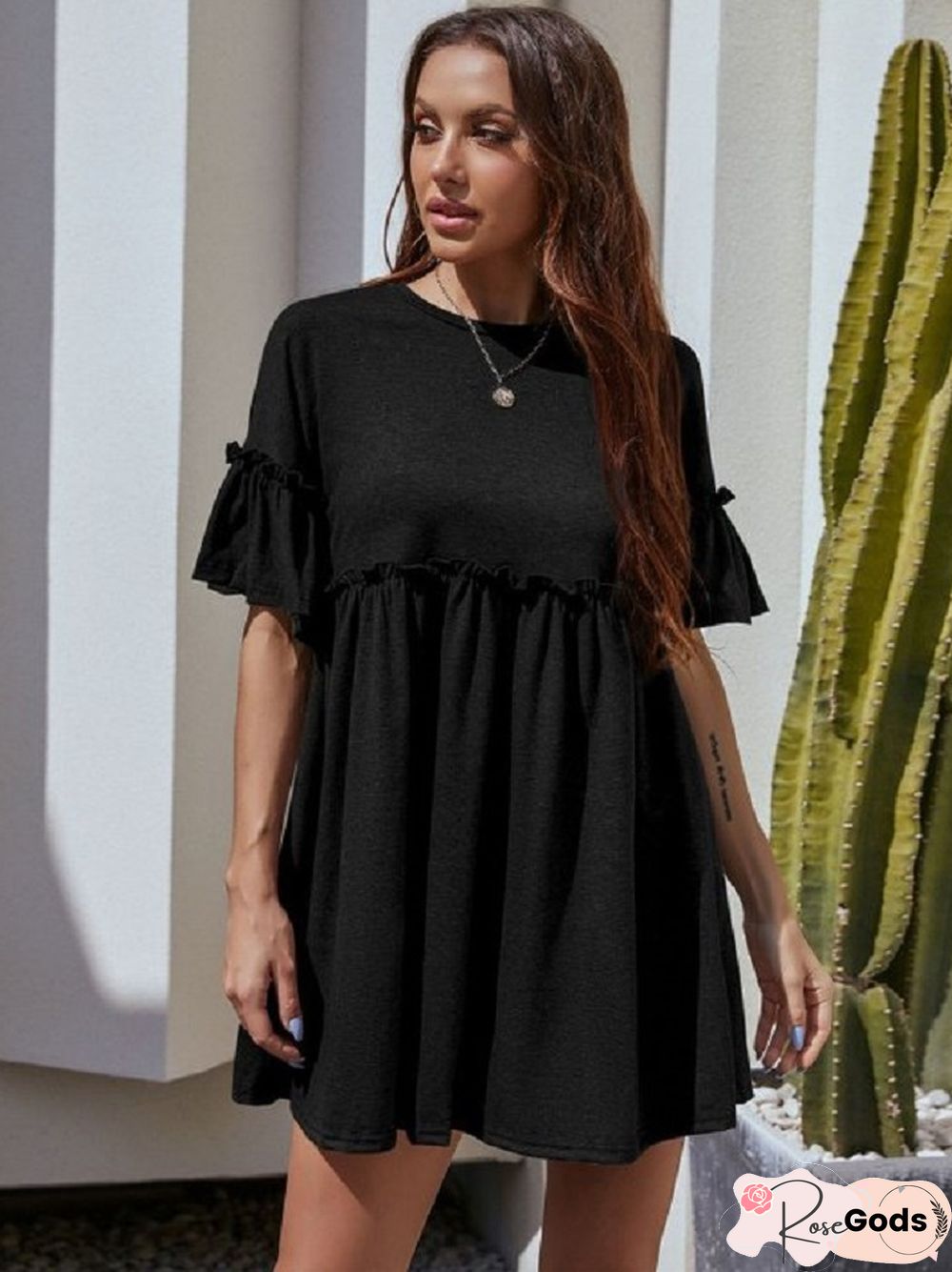 Wrinkled Round Neck Short Sleeve Wooden Ear Dress Black Dresses