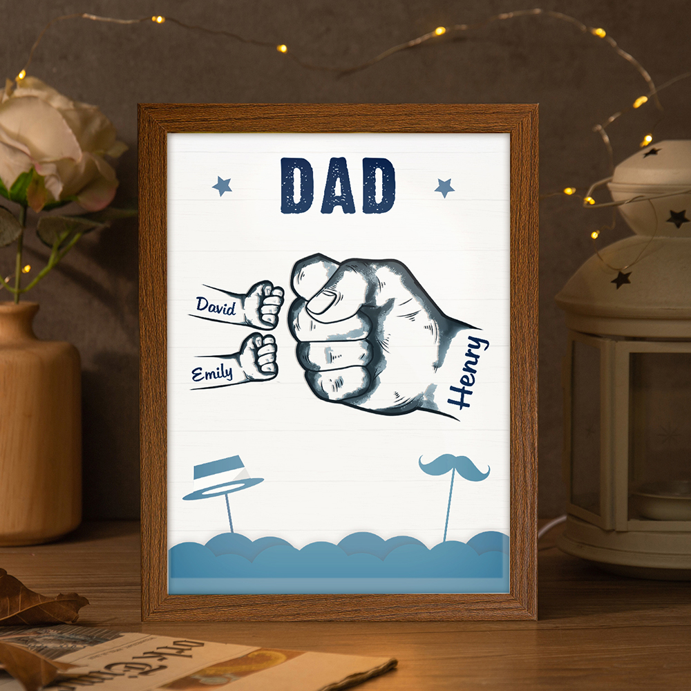 Jessemade UK 3 Names-Personalized Dad LED Light Fist Wooden Photo Frame ...