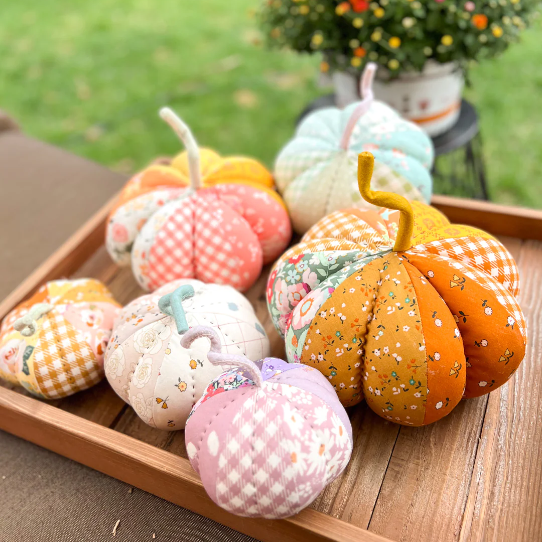 Fabric Pumpkins Sewing Templates-Specification included