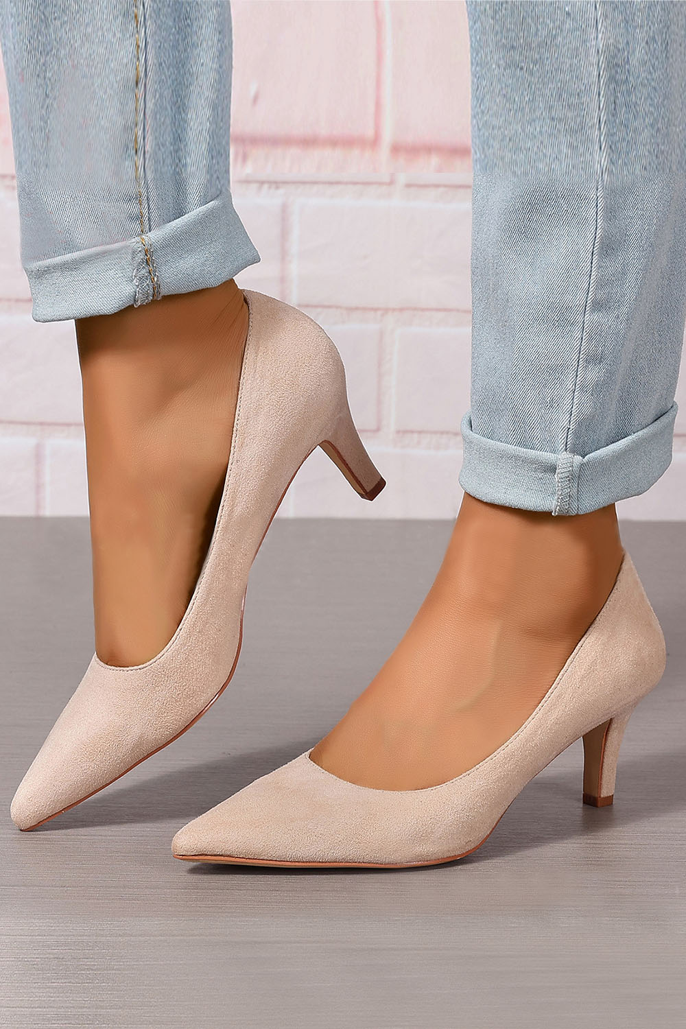 Casual Solid Color Pointed Toe Fine Heel Pumps - Xpluswear.com