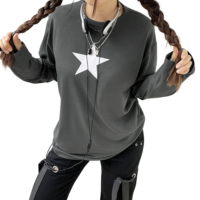 STAR PRINT CONTRAST LONG SLEEVE TOP