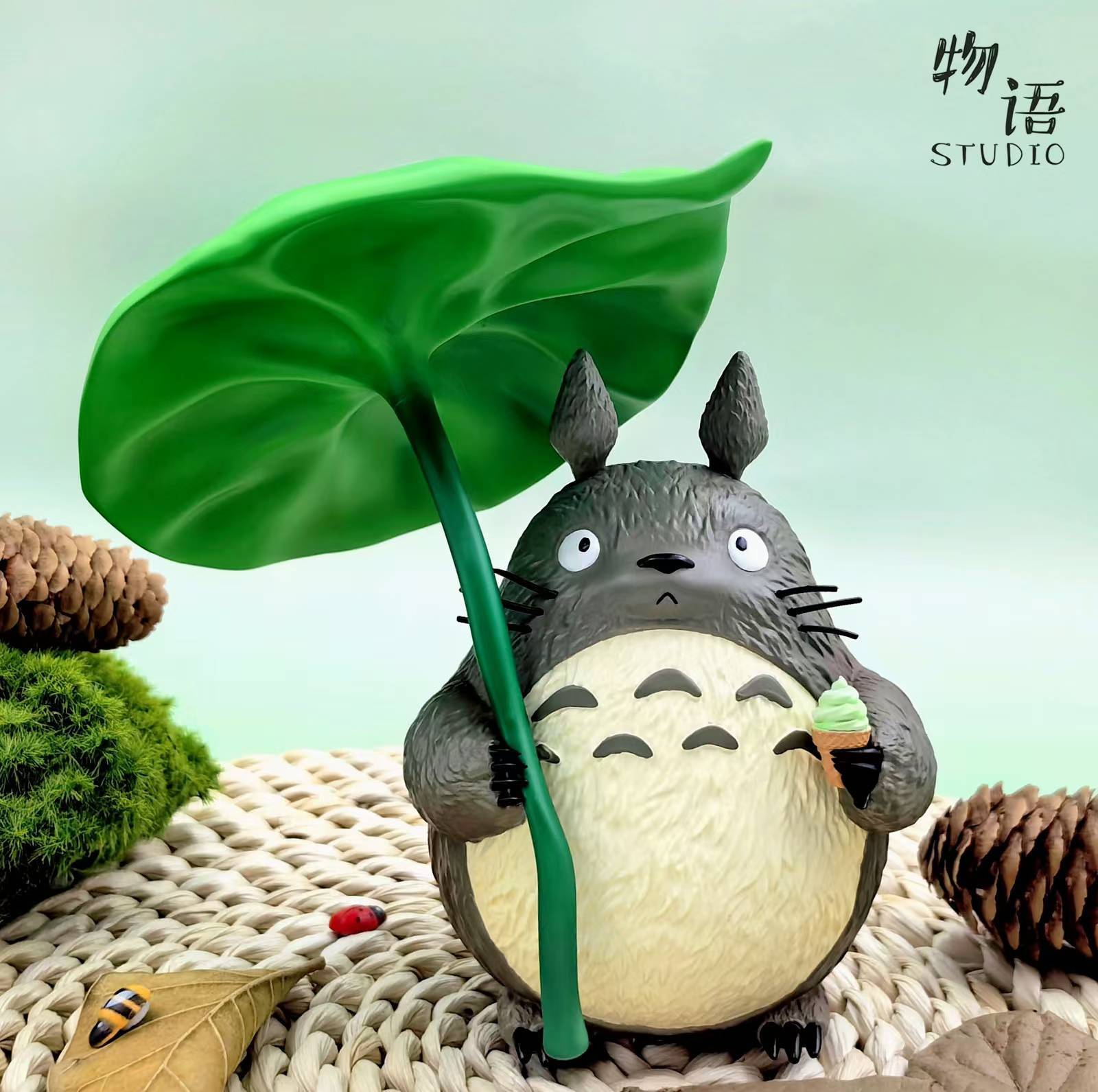 Totoro with Lotus Leaf Umbrella - My Neighbor Totoro Resin Statue ...