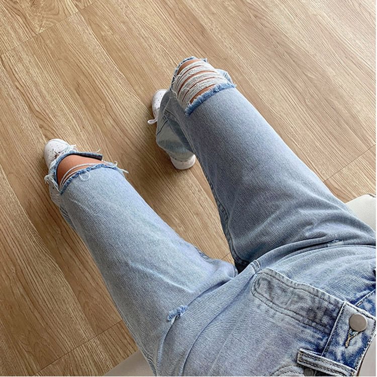KOREAN STYLE RIPPED LOOSE JEANS